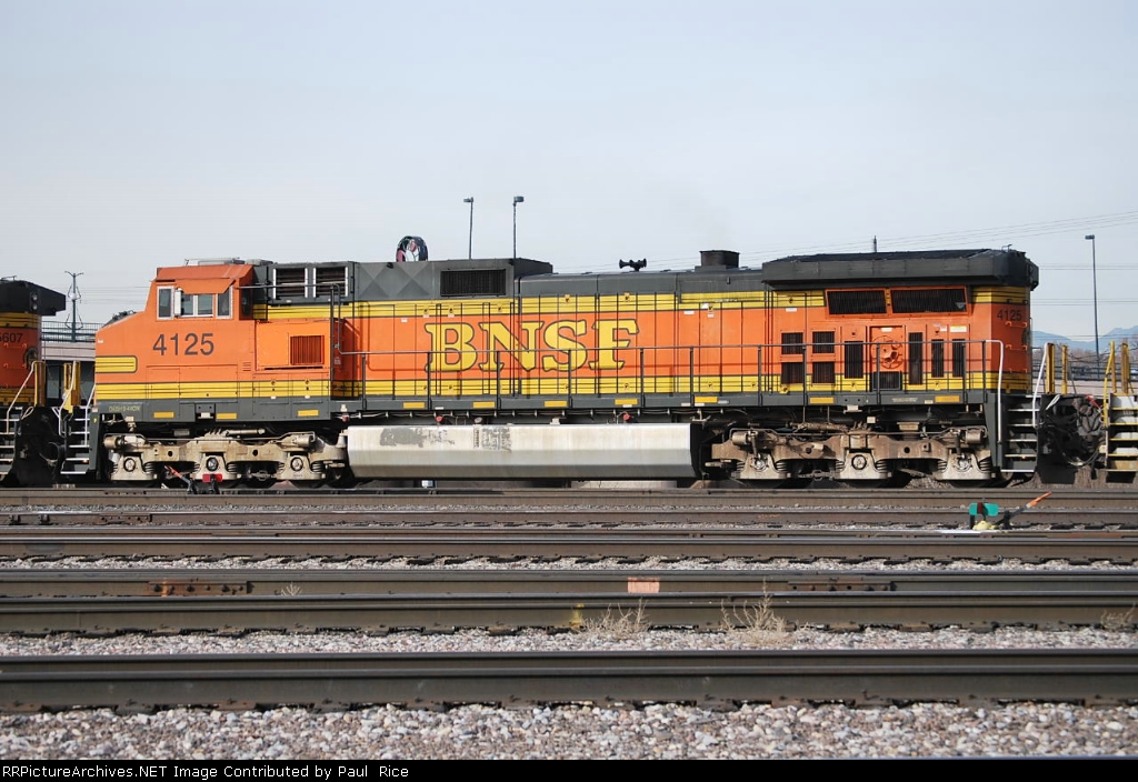BNSF 4125